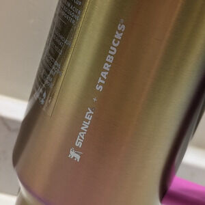 Stanley | Dining | New 224 Stanley X Starbucks 40oz Summer Sunset ...